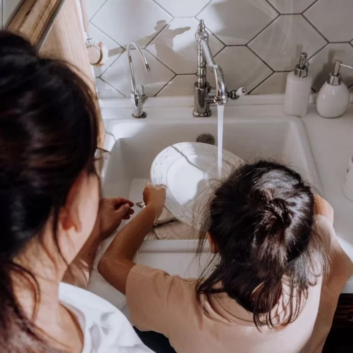 Tidying up: 9 Easy Strategies for Busy Parents with Young Kids